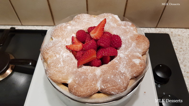 Charlotte vanille aux fruits rouges – Gourmandises sucrées de Marie